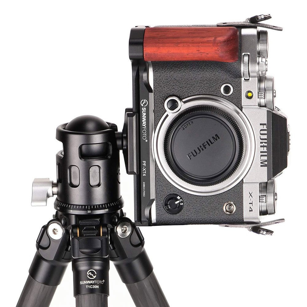 Sunwayfoto Plate w. dedicated grip for Fuji X-T4 (PF-XT4)